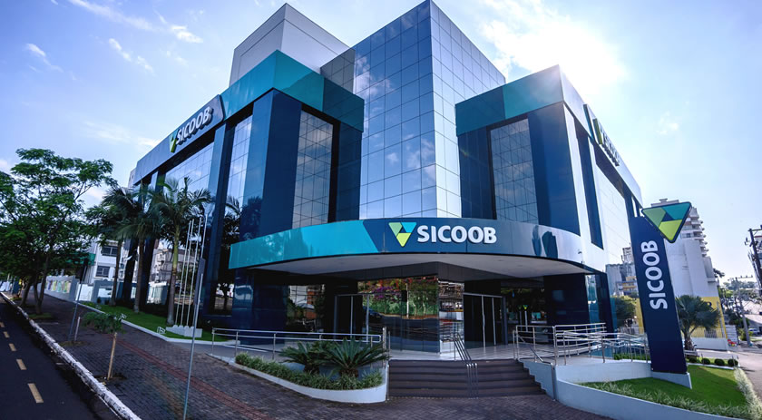 Sicoob é reconhecido como a melhor instituição financeira no